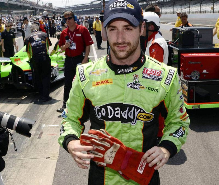 El héroe de Hinch – El Otro Lado de las Carreras