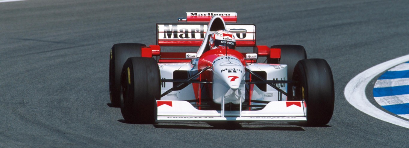 f1-formula-1-retro-mclaren.jpg – El Otro Lado de las Carreras