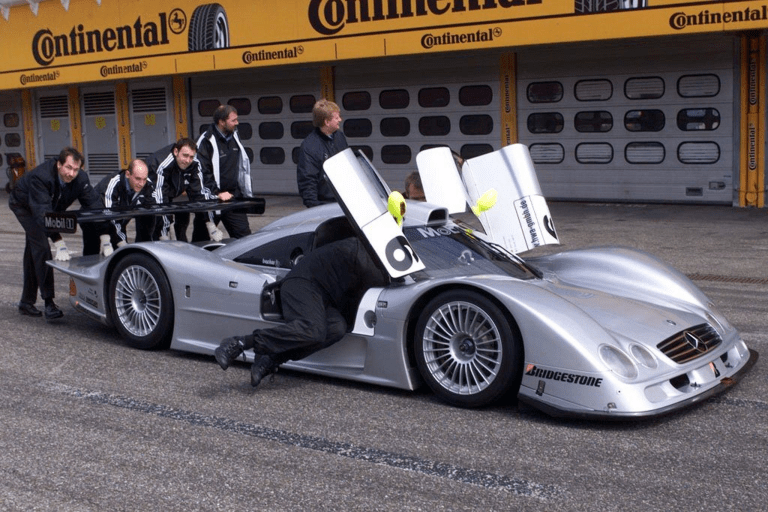 Retro: El Mercedes volador – El Otro Lado de las Carreras